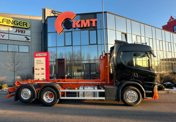 "Palfinger" lifting equipment - KMT